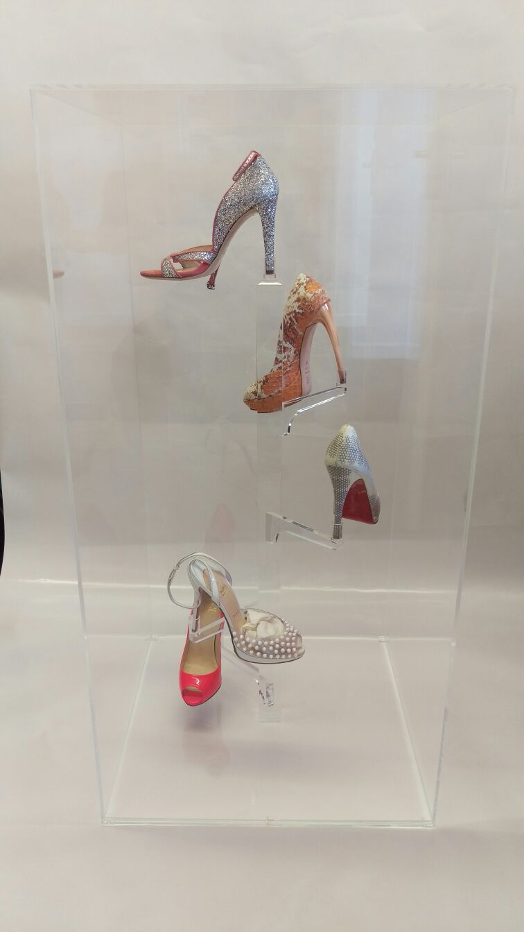 Acrylic Retail Displays